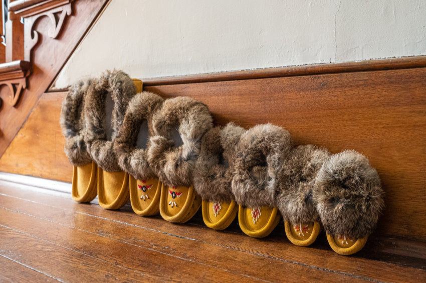 Best Authentic Native Indian Womens Warm & Comfy Indoor Moccasin ...